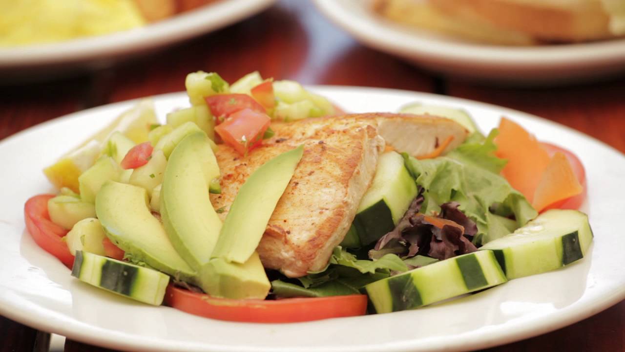 100 Mile Meals • Alice's Restaurant - YouTube