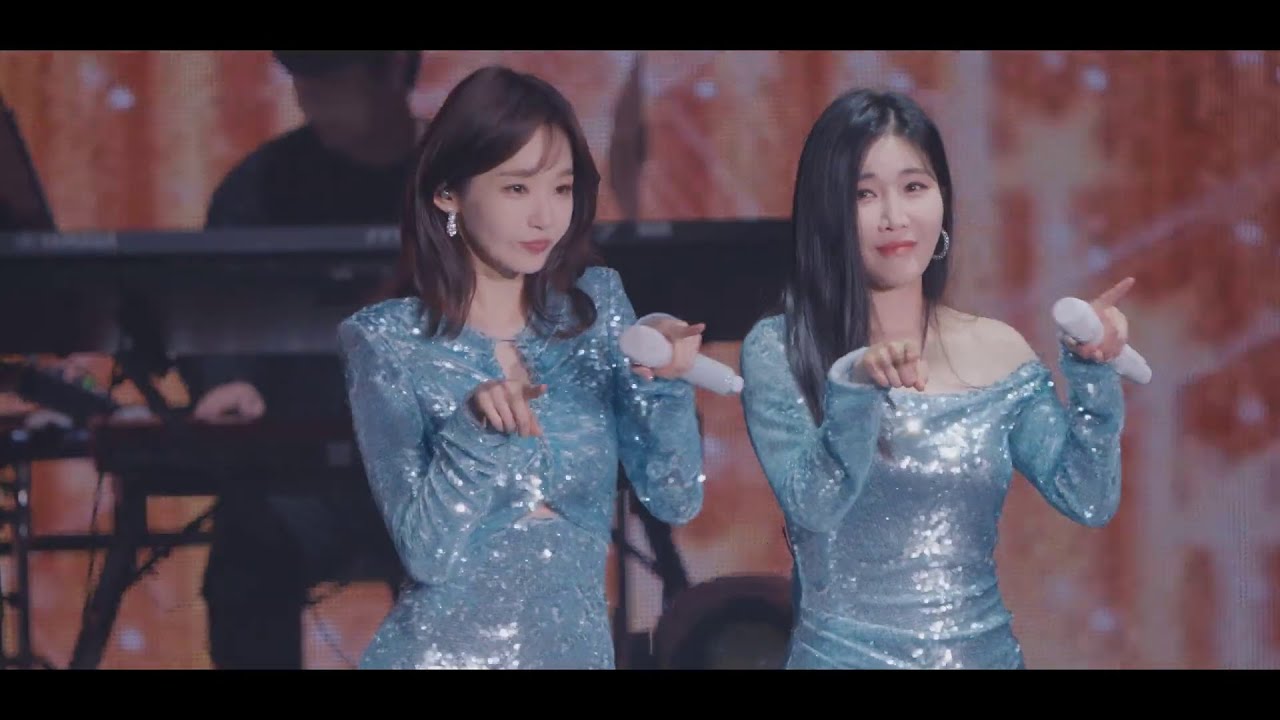 Davichi 다비치 - Christmas Songs Medley (Starry Starry Concert 2023) - YouTube