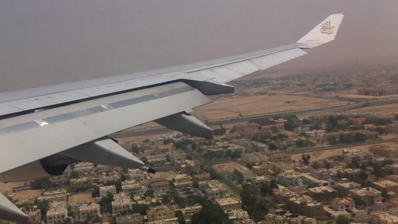 Emirates Airbus A340-500 Dubai Landing (A6-ERE) - YouTube