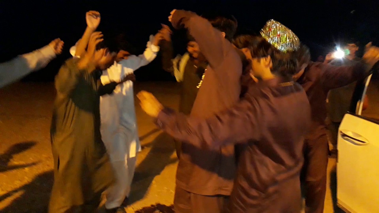 Daud Khel New New Jawani Mastani (Niazi Group) 2017 - YouTube