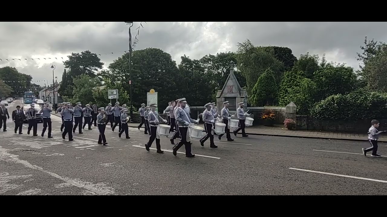 Dervock Young Defenders leaving for Black Saturday 2023(2) - YouTube