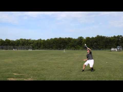 36) Catching a Fly Ball (Moving Right) - YouTube