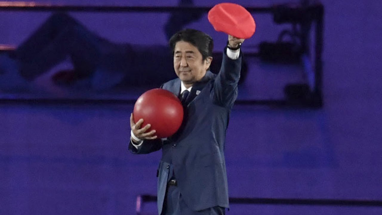 Japan's Shinzo Abe Dressed up as Super Mario at Rio Olympics Closing ...