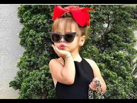 Kıyafetlerle Çalınan Çocukluk | Şirin Şinikçi, Uzm. Psk. Dan.