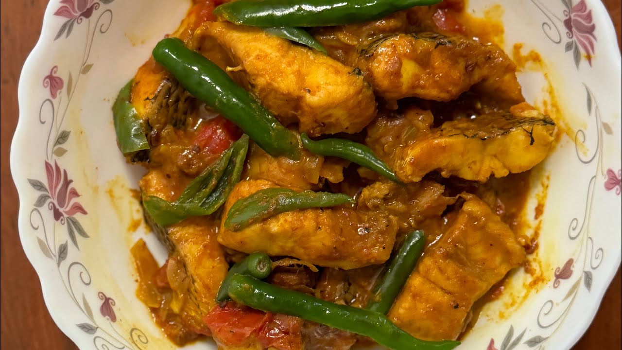 শোল মাছ ভুনা ]] Shol Machh Bhuna Recipe - YouTube