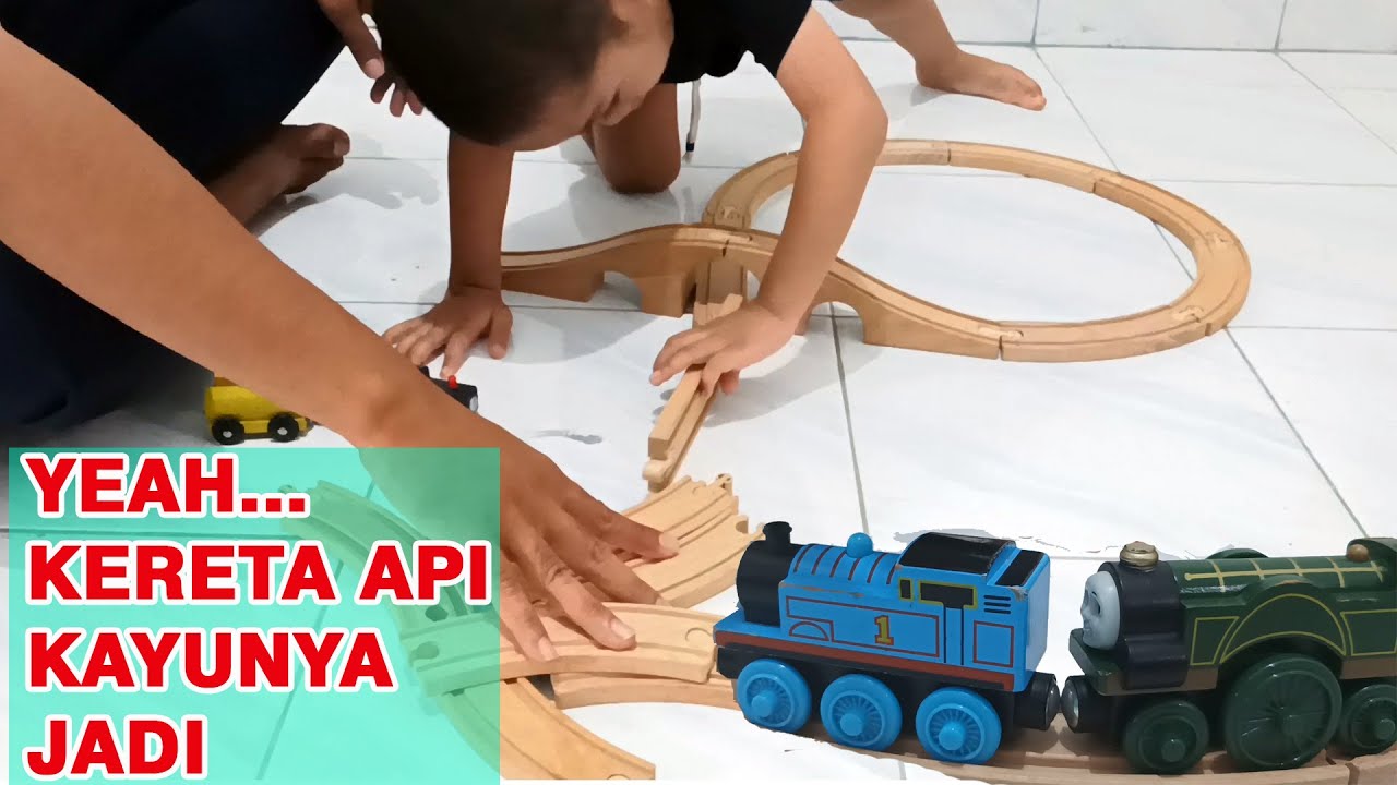 REL KERETA API KAYU (WOODEN TRAIN TRACK) THOMAS - YouTube