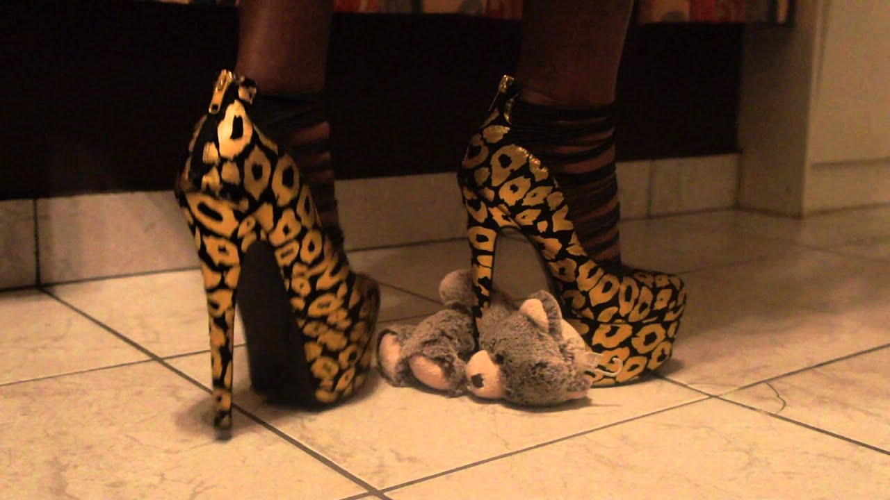 Crushing a teddy bear with london trash heels - YouTube