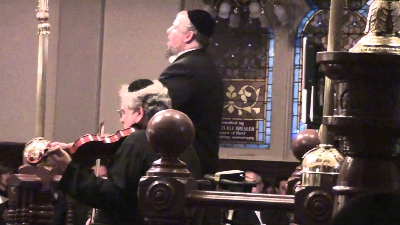 Chazan Helfgot with Itzhak Perlman - Sheyiboneh - YouTube