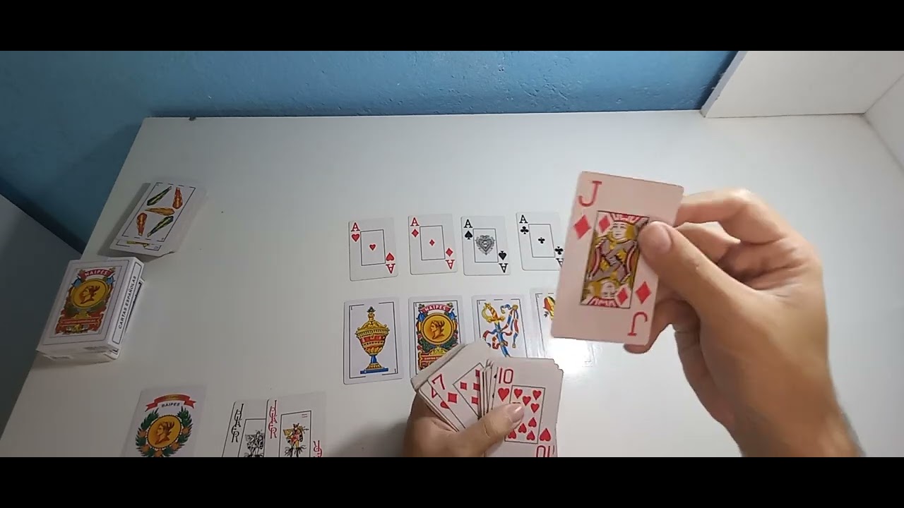 COMPARAÇÃO BARALHO FRANCÊS E BARALHO ESPANHOL - YouTube