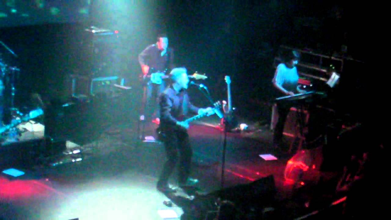 NEW ORDER - Crystal - Live in Paris Bataclan - 19/10/2011 (High quality ...