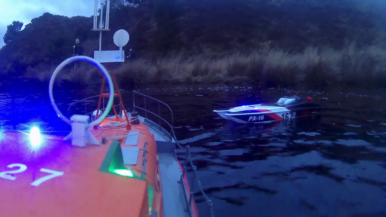 Livingston model boats #3 RC Rother Lifeboat R.N.L.B 37-27 - YouTube