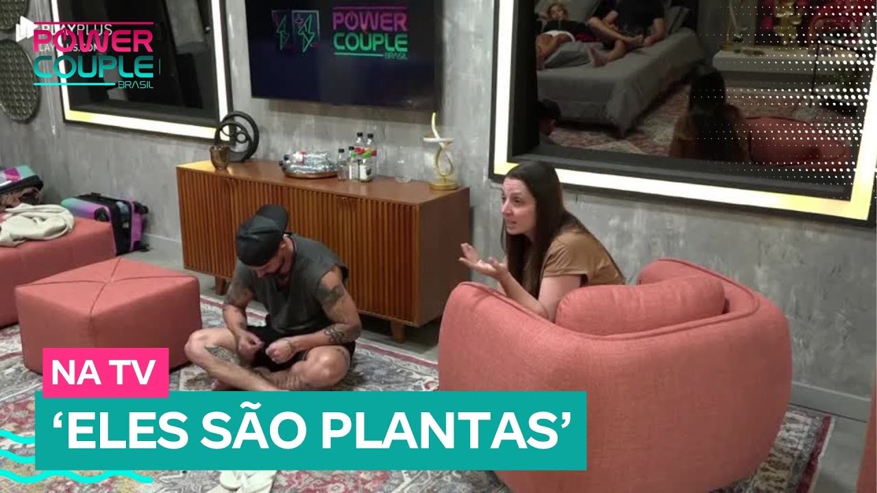 Carol diz que Bia e Gui são plantas e que ninguém fala com eles | Power Couple - YouTube
