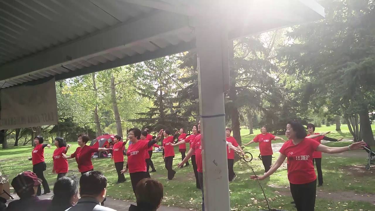 Rundle dance 2016 pt 1 - YouTube