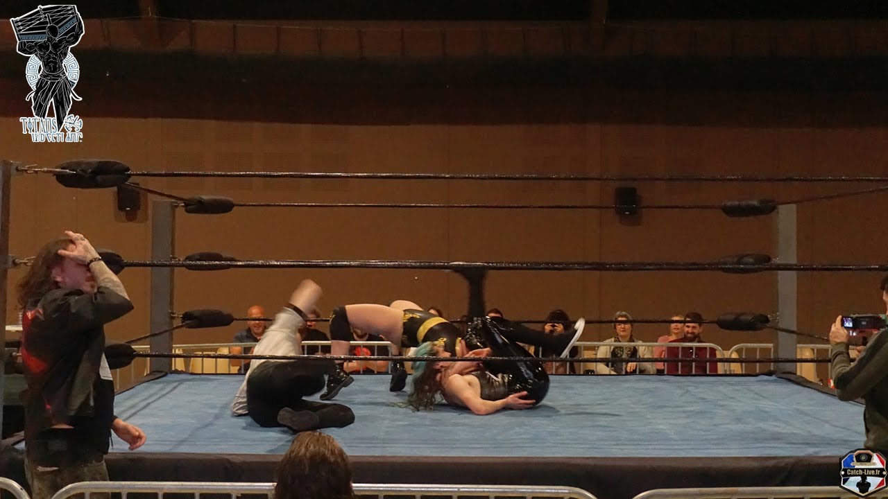 TITANS WRESTLING Cherokee Vs Princesse Lauriana - YouTube