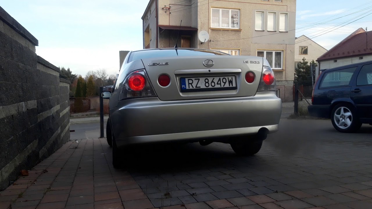 Lexus IS200 R6 sound - YouTube