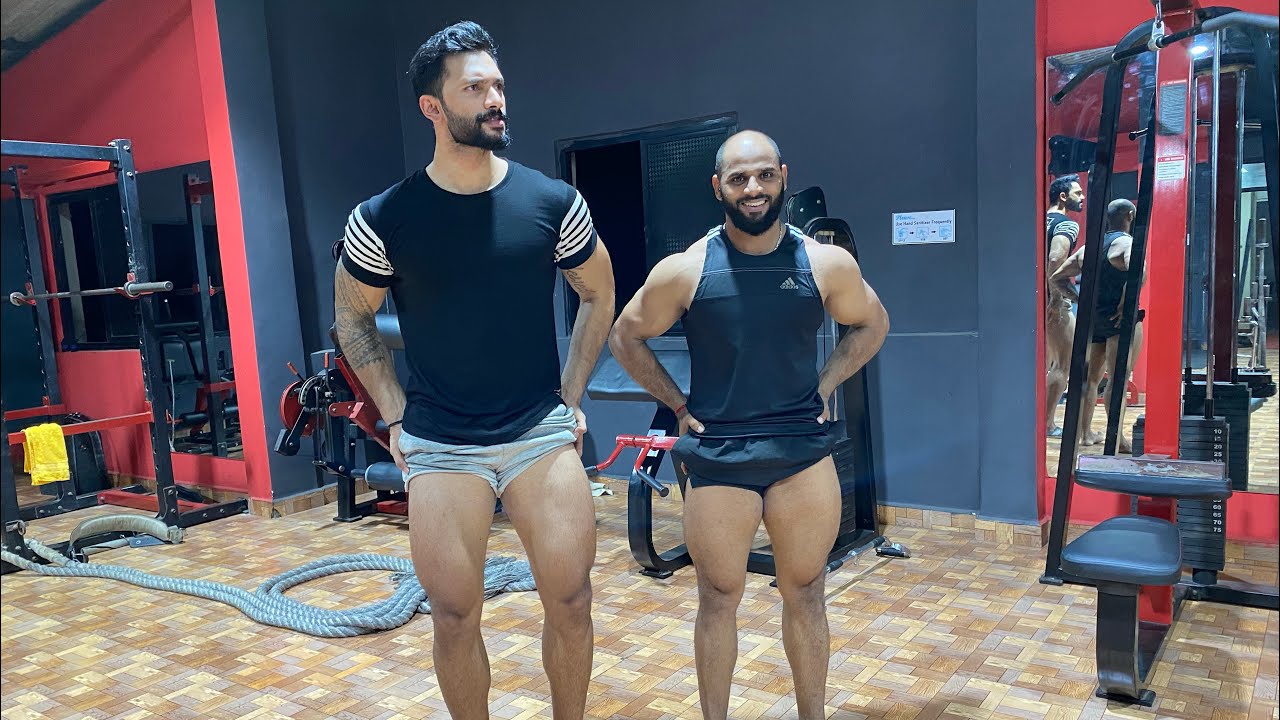 Quadzilla !! 💀 Leg day !! - YouTube