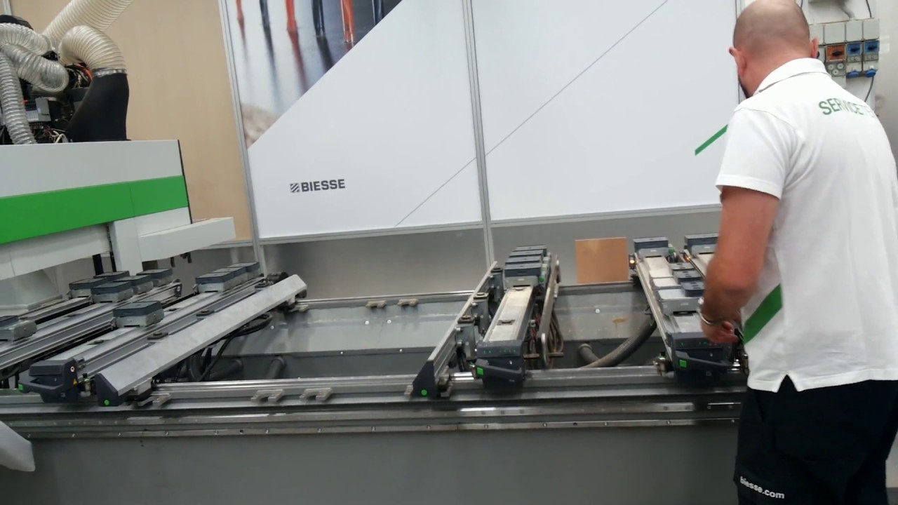 Rover K 1532 - YouTube