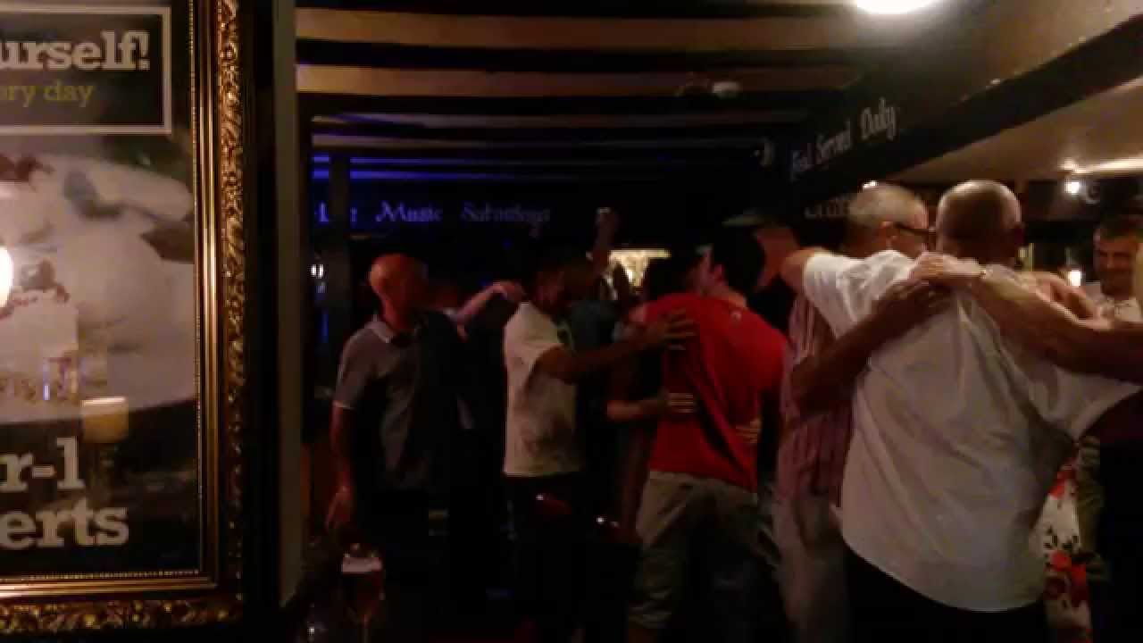 The Strides - Don't Look Back In Anger Half Crown Benfleet - YouTube