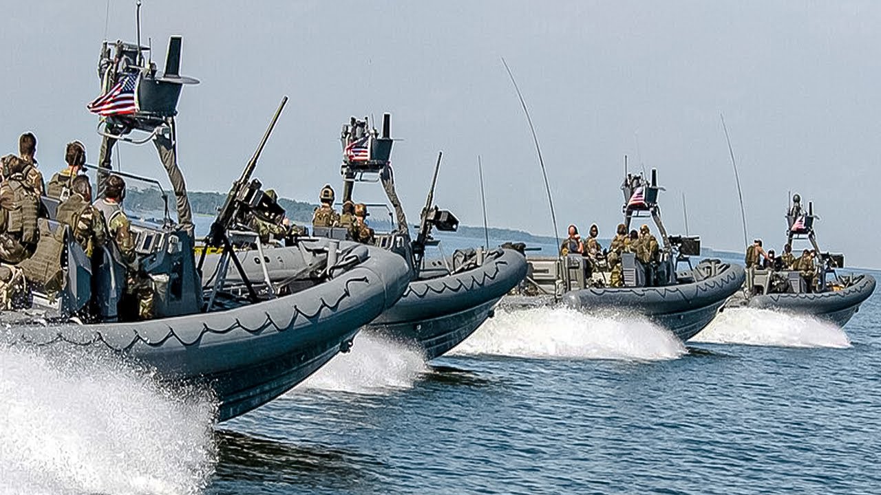 U.S. Marines Push the Limits, Racing Powerful Combat Boats Across Open ...