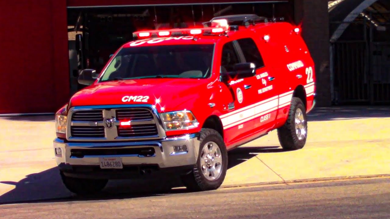 LAFD Command 22 Responding - YouTube