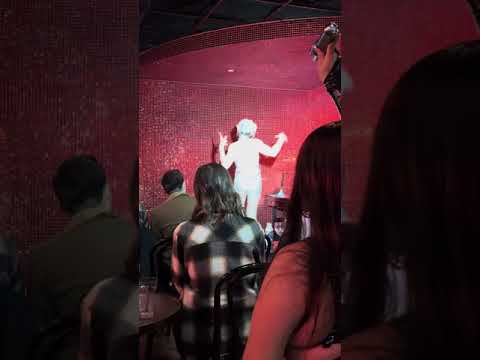 Lady Blanca - Sticky (FKA Twigs)