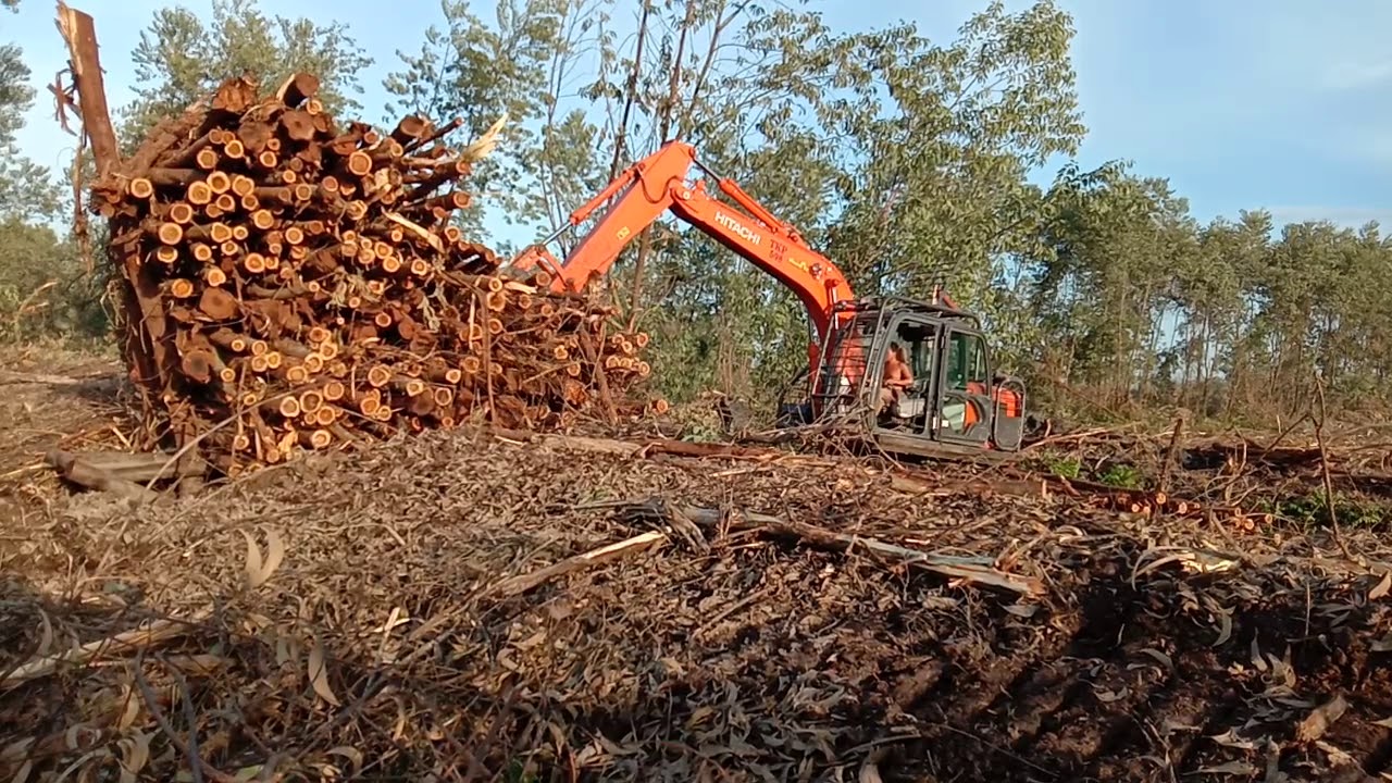 EXCAVATOR!! Hitachi Zaxis 110 - YouTube