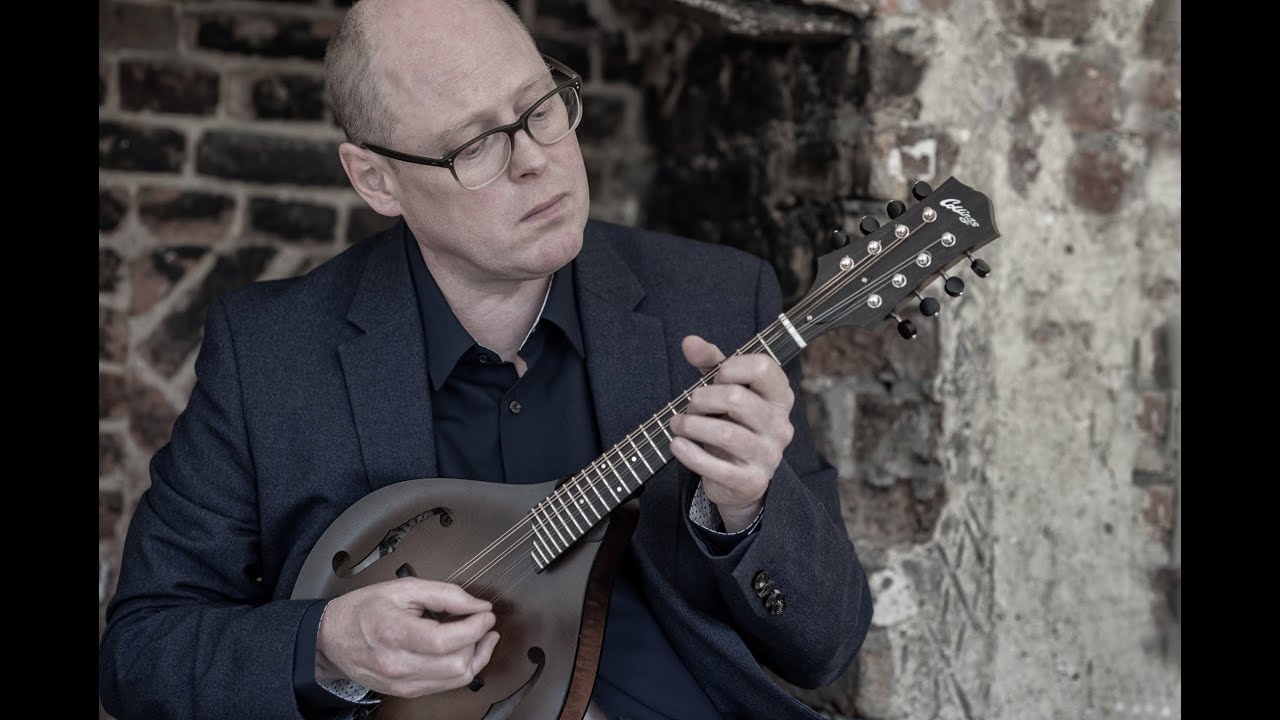 Composer David Braid - brief improvisation - YouTube