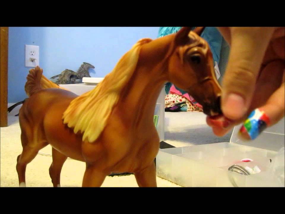 How to make a realistic breyer halter! - YouTube