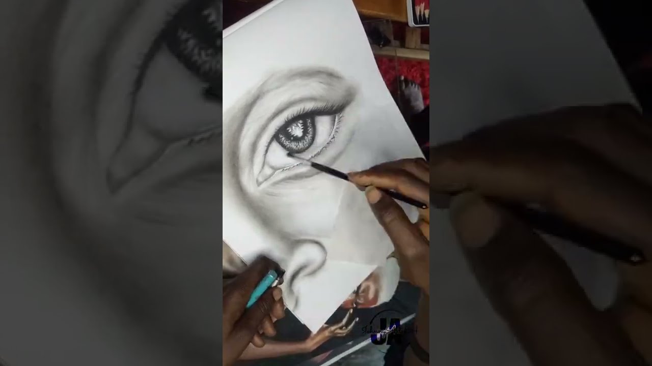 Tutorial on How to draw a hyper realistic eye - YouTube