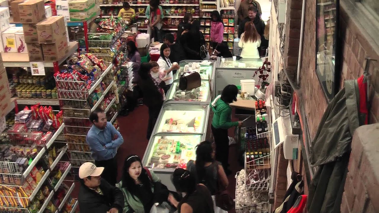 Thai Tam Boon Ceremony at Raan Thai Oriental Supermarket (www.RaanThai ...