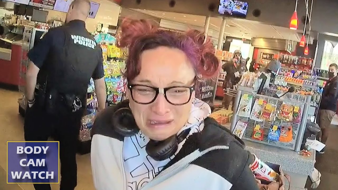 Shoplifting Woman Goes Absolutely Nuts on Officers when She's Caught ...