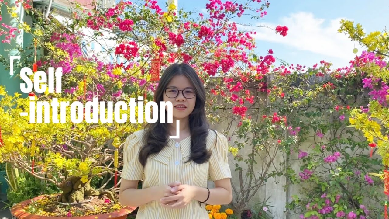This is me | Self-introduction - YouTube