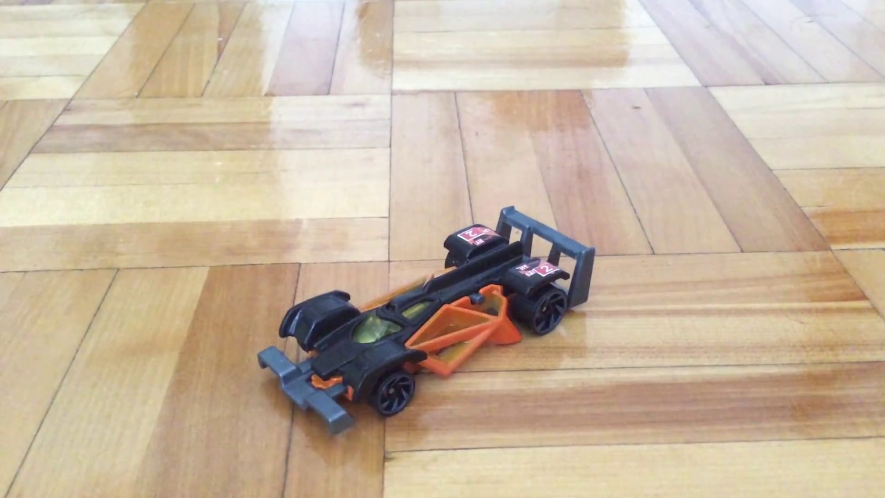 Hot Wheels Flash Drive Has Ajustable Front And Rear Bumper - YouTube