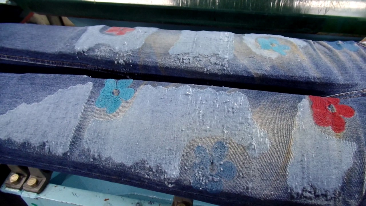 Jeans Automatic Grinding Machine in Korea. Inquiry : jujube0905@gmail ...