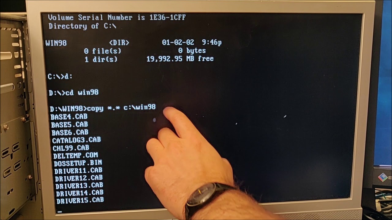 Installing Windows 98SE - Retro PC Build - Socket 370 - [Part 4] - YouTube