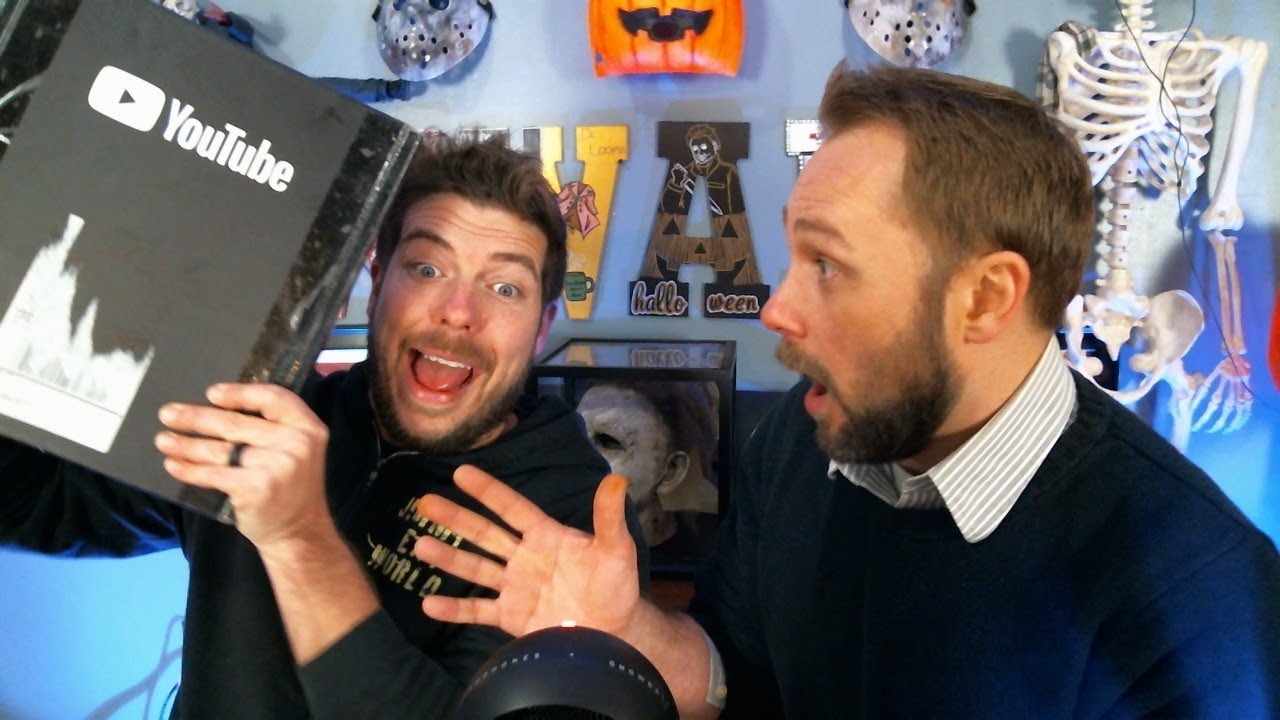 PLAY BUTTON UNBOXING LIVE!!!!!! - YouTube