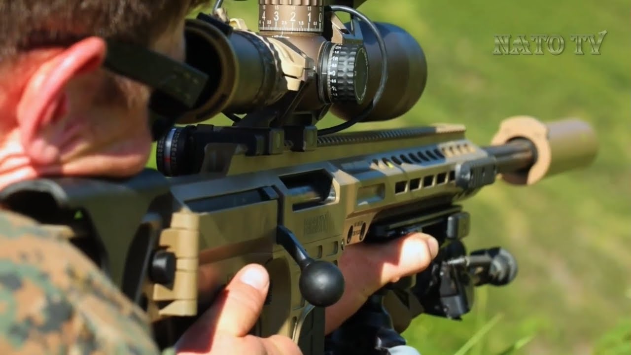 1st Recon Improves Long-Range Precision Shooting Skills at MCBH - YouTube