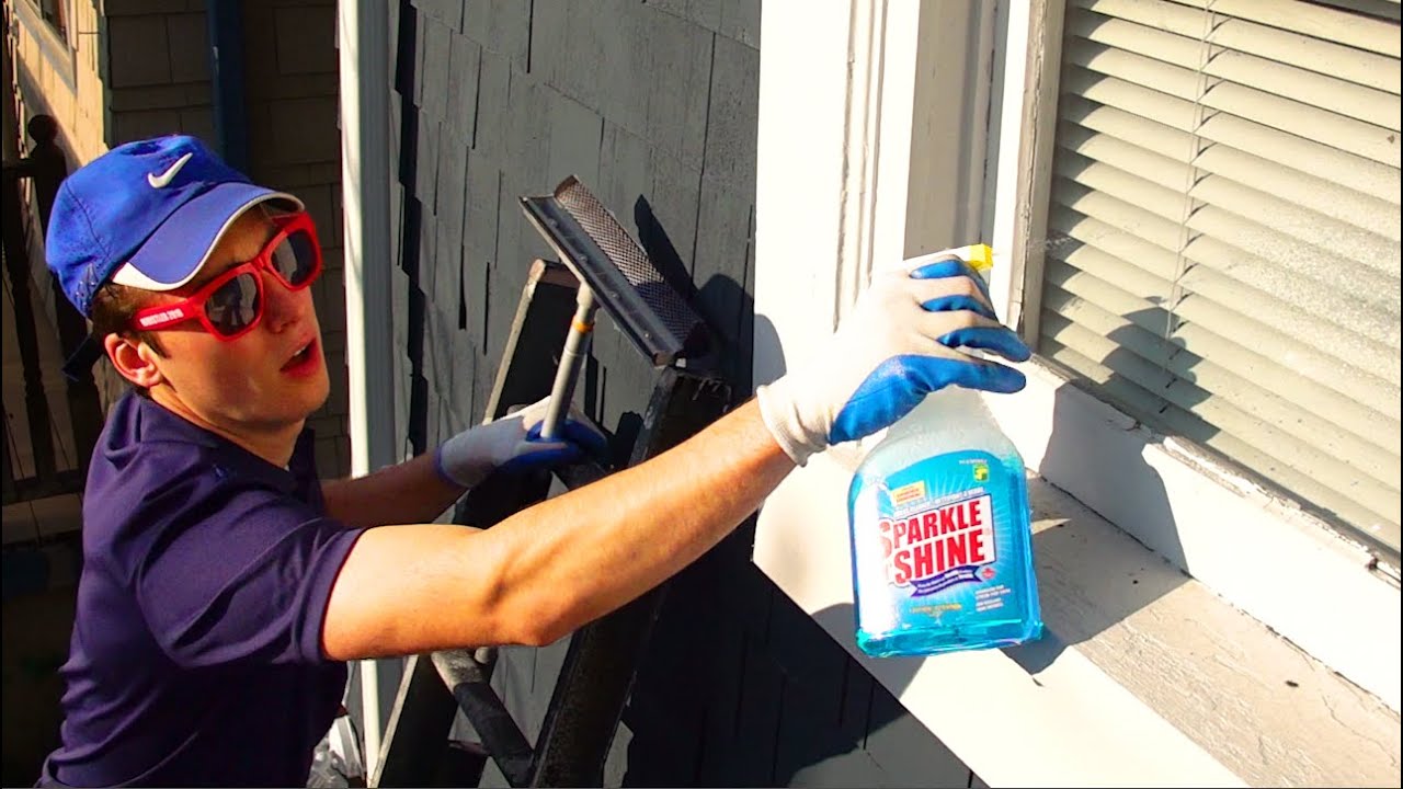 WINDOW WASHER PRANK! - YouTube