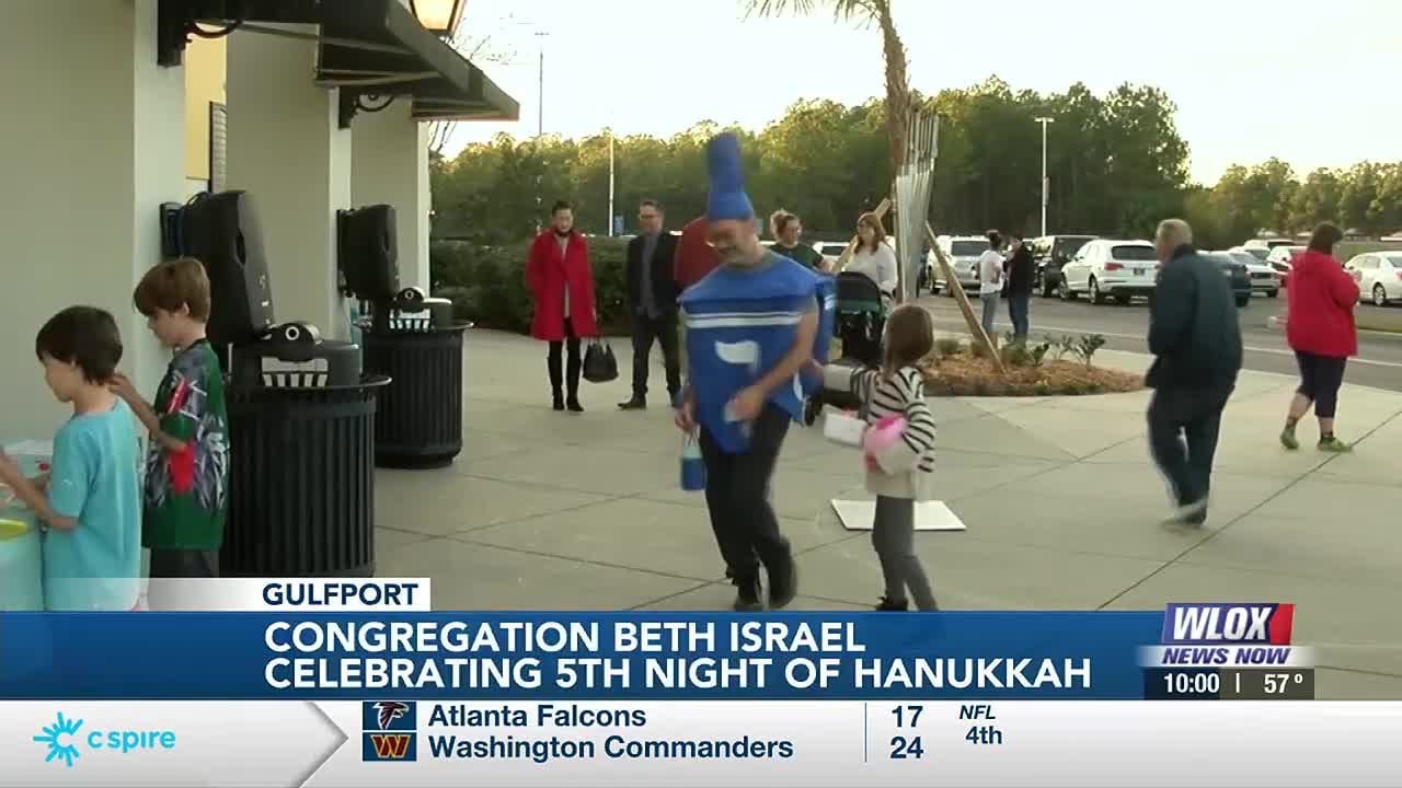 Congregation Beth Israel celebrates 5th night of Hanukkah - YouTube