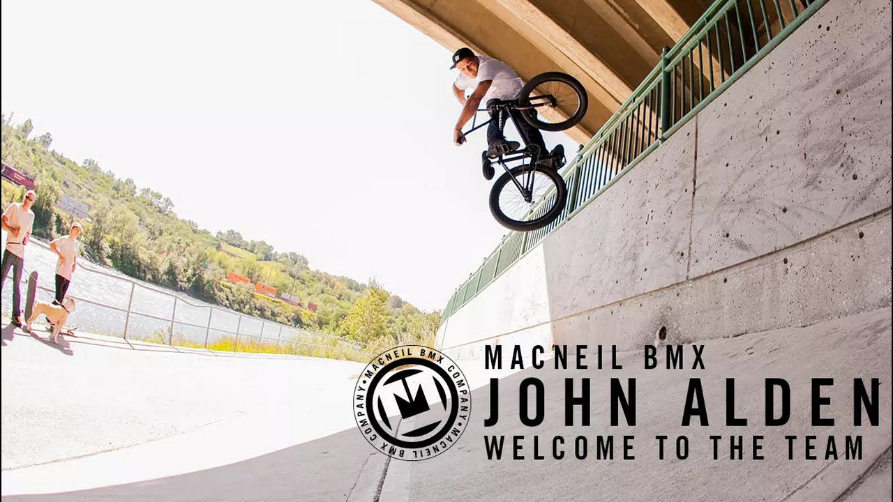 Macneil Bmx Logo