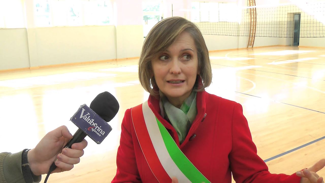 Intervista con il sindaco Giuliana Falaschi - YouTube