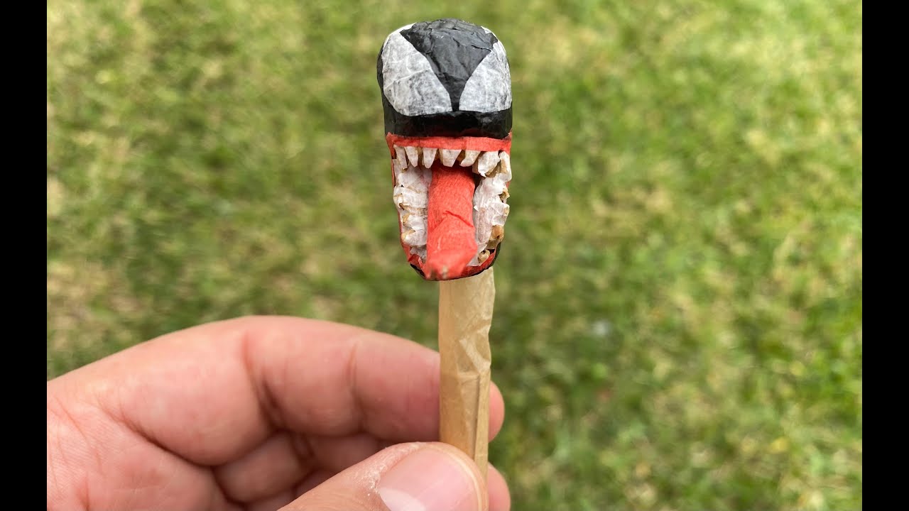 I made VENOM out of paper!! - YouTube