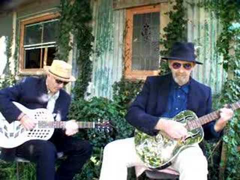 Jesse Fuller: San Francisco Bay Blues (Pete Rowe/Tim Forth) - YouTube