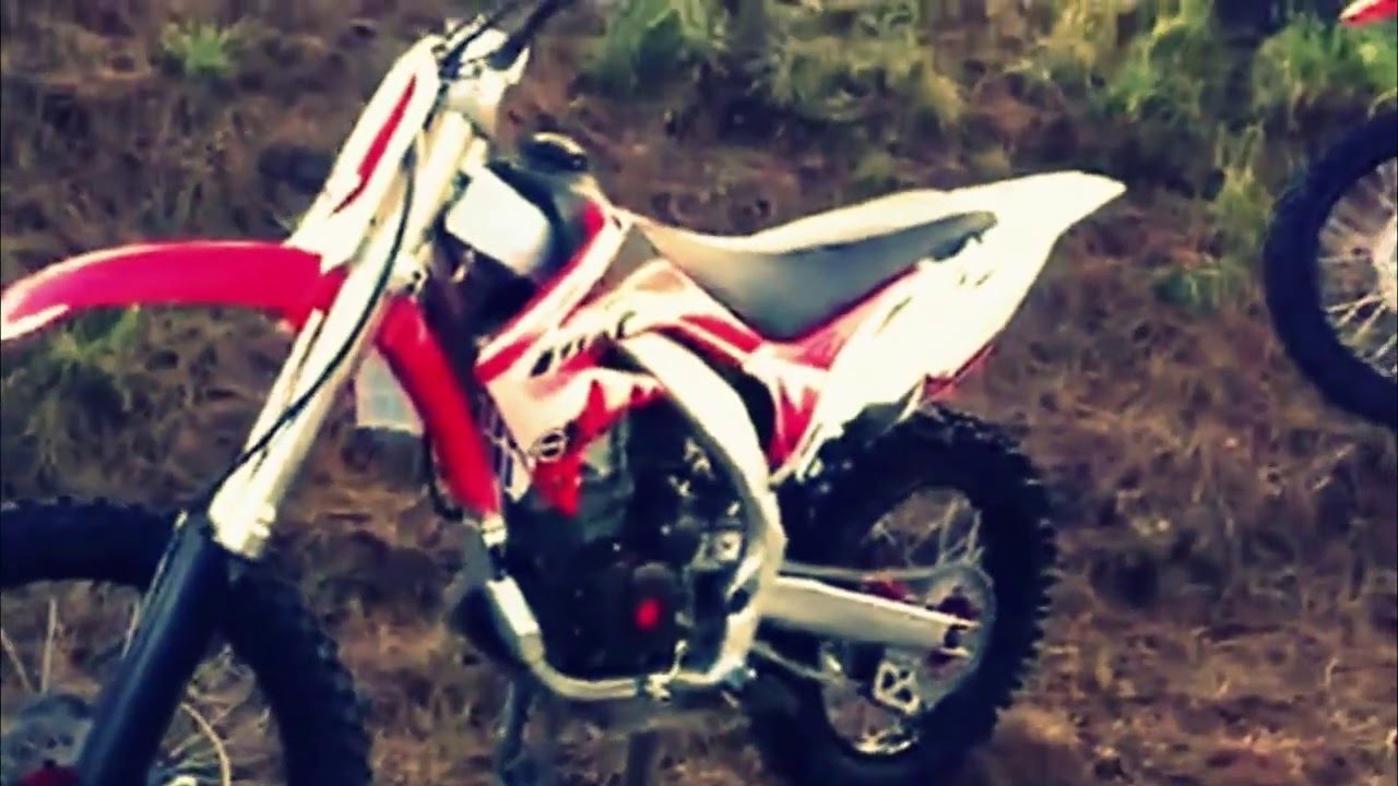 Test Drive - Motocross 250cc R - YouTube
