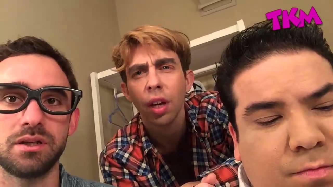 Backstage Chicos Católicos / Mundo TKM - YouTube