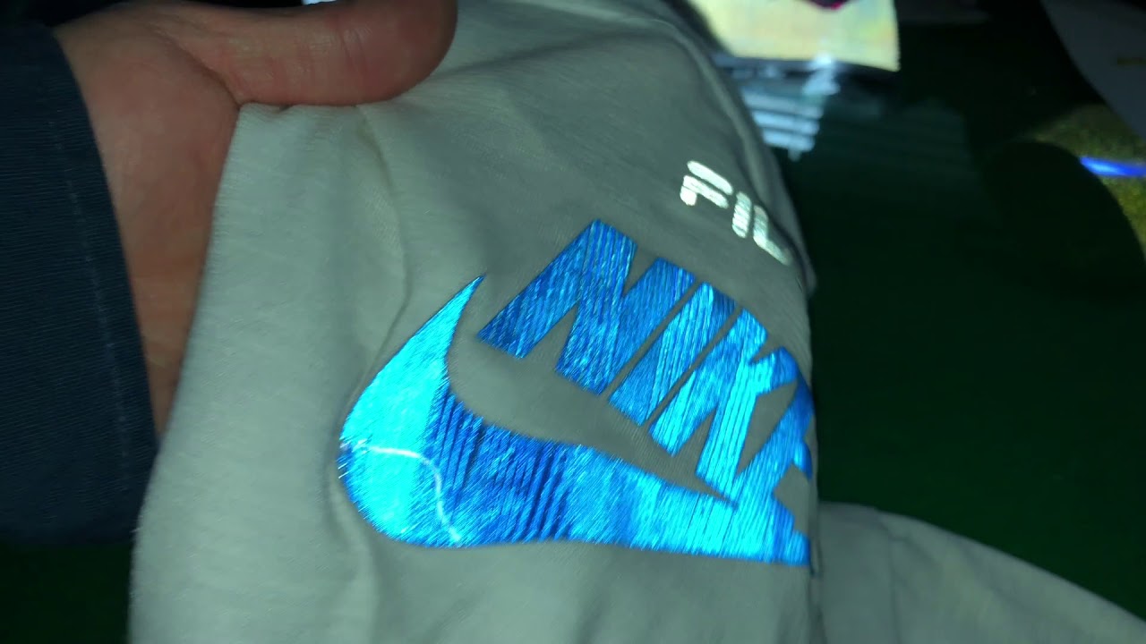 Retro reflective lenticular film - YouTube