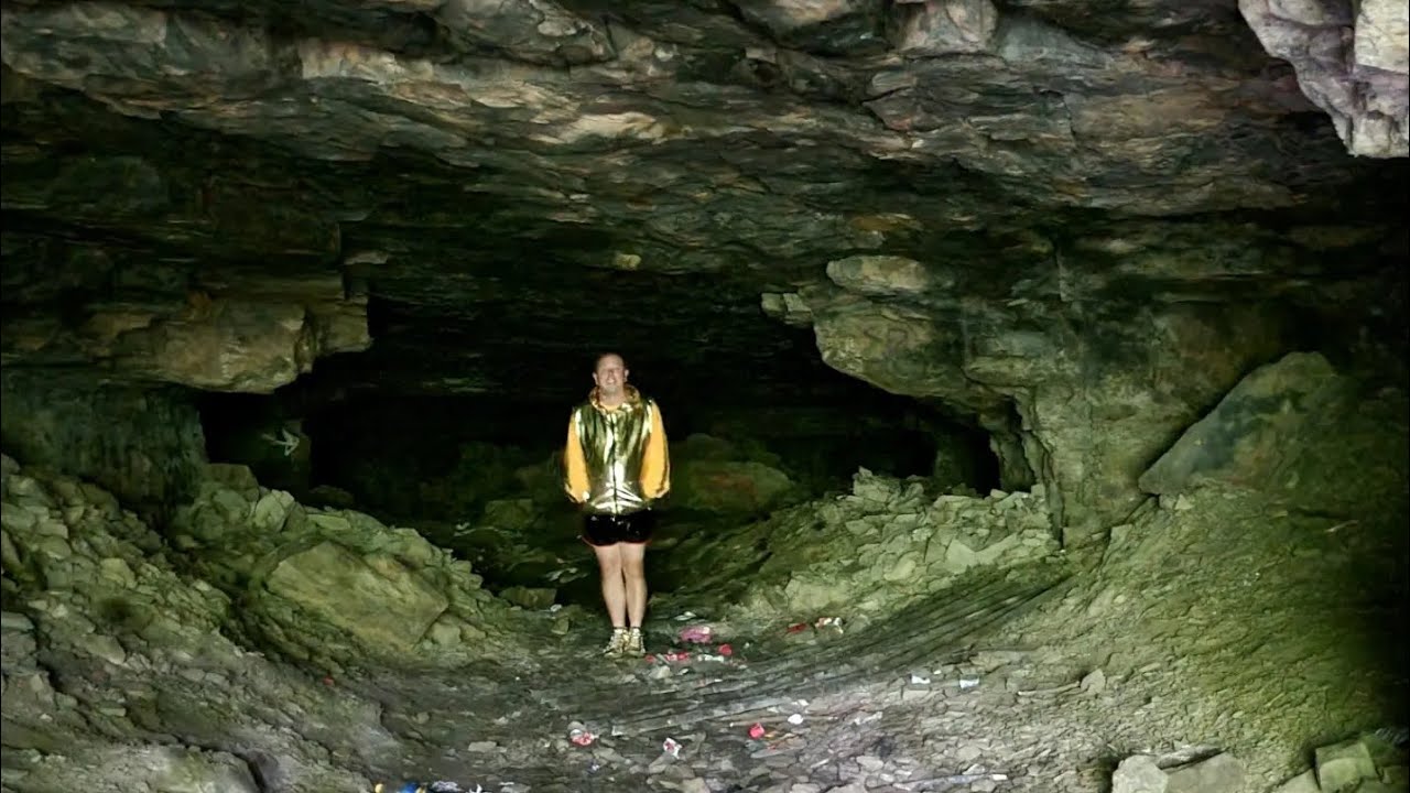 Exploring the Underground Labyrinth of the Abandoned Pinner Mine ...