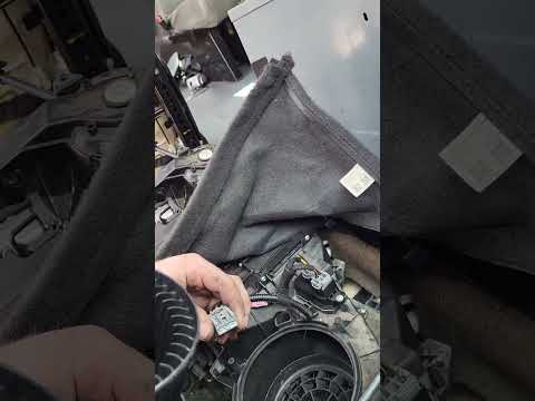 Ford transit 150 rear ac blower motor after market has wrong cage won't ...