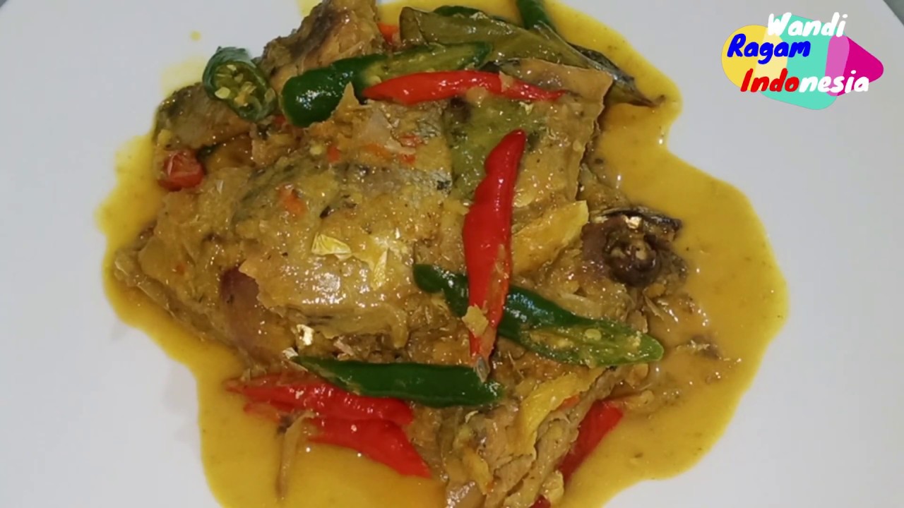 Resep Ikan Bandeng Pindang Masak Kuning - YouTube
