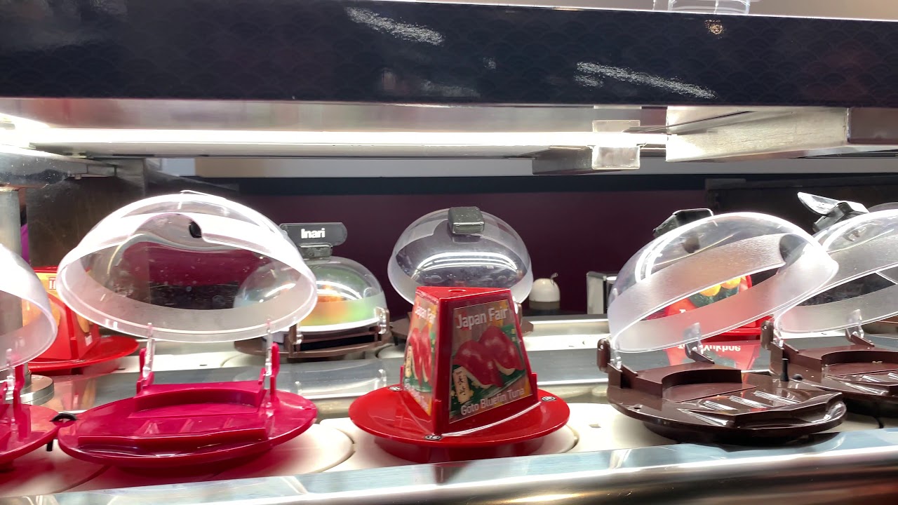 Houston, Texas - Kura Revolving Sushi Bar (Conveyor Belt) - YouTube